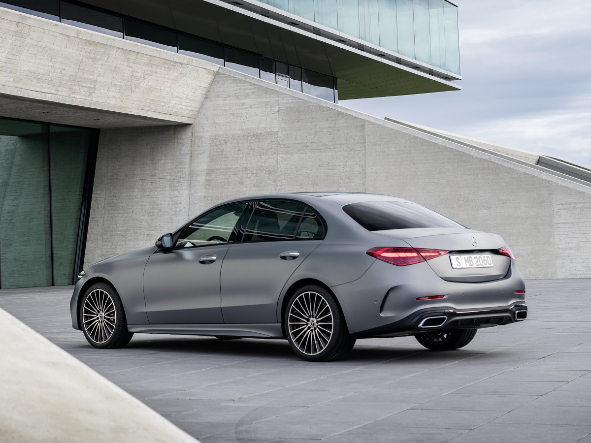 2025 BMW 3 Series vs. 2025 Mercedes-Benz C-Class Comparison