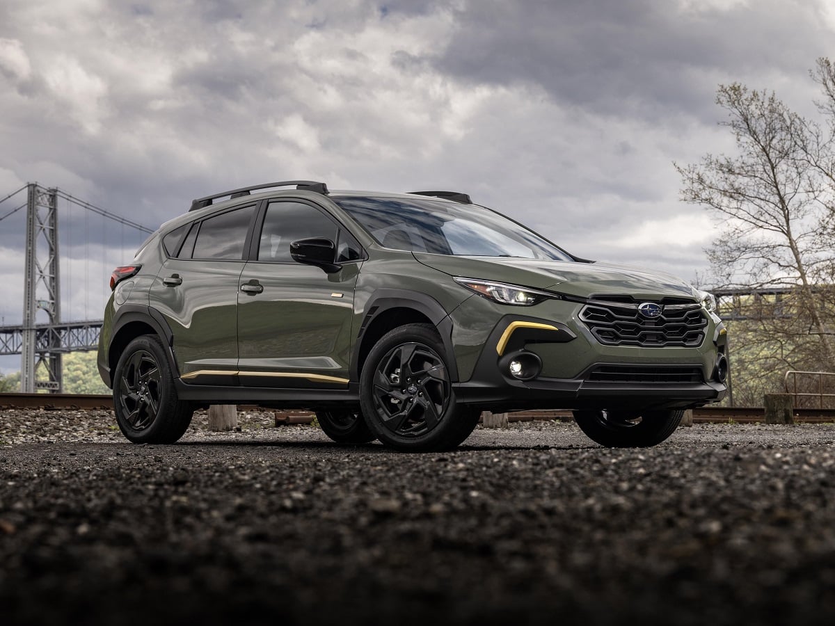 2025 Subaru Crosstrek vs. 2025 Subaru Impreza Comparison