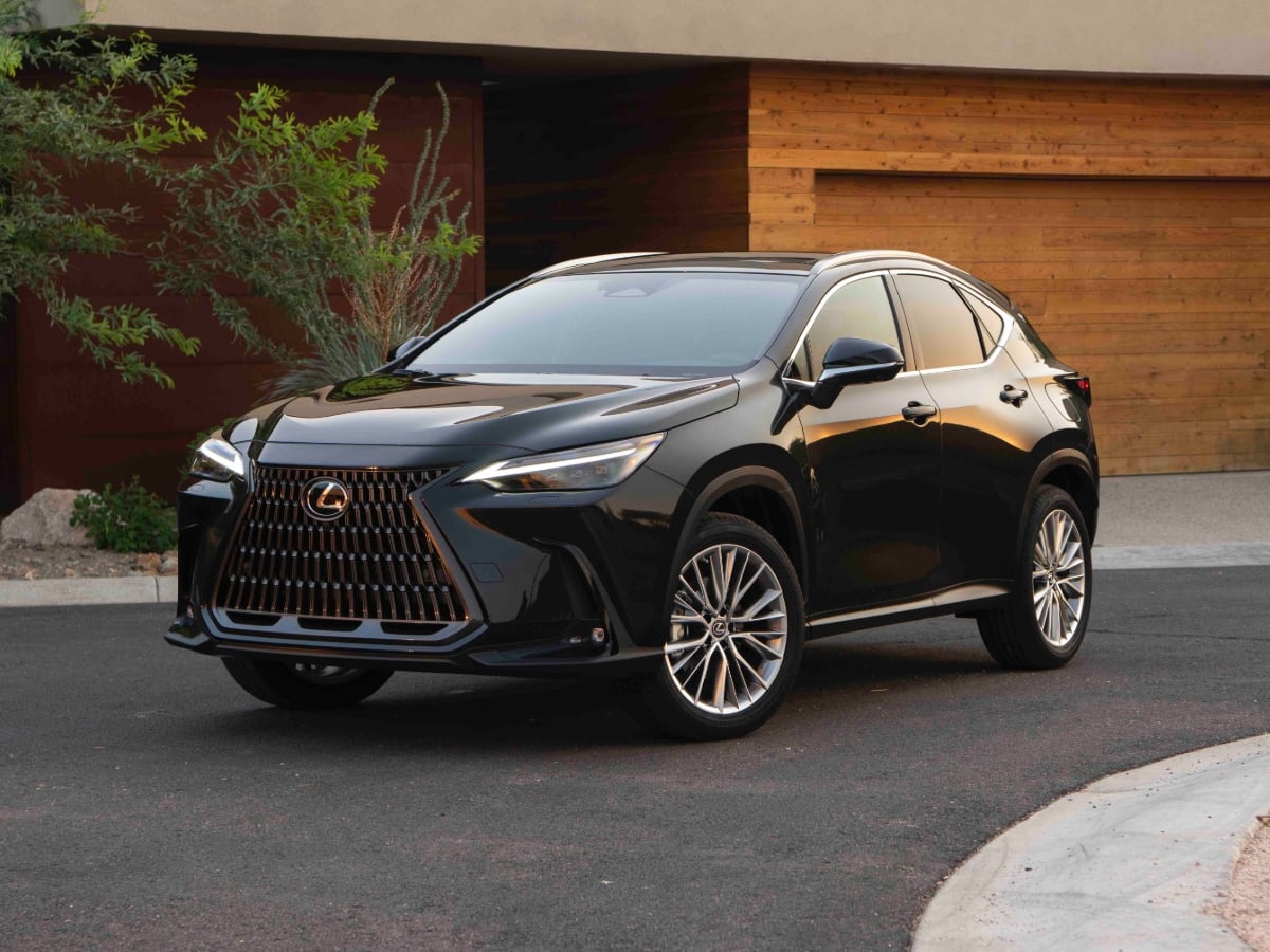 2026 Lexus NX vs. 2026 Mercedes-Benz GLC Comparison