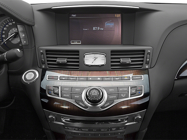 2014 INFINITI Q70 Interior Photos | J.D. Power