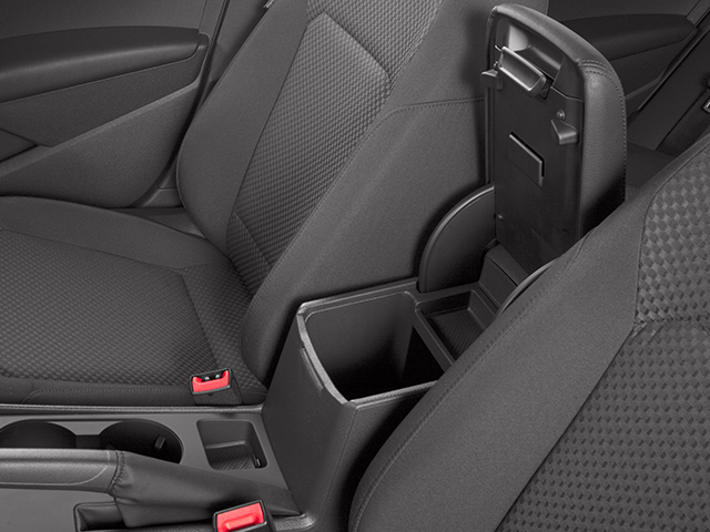 2014 Volkswagen Passat Interior Photos | JD Power