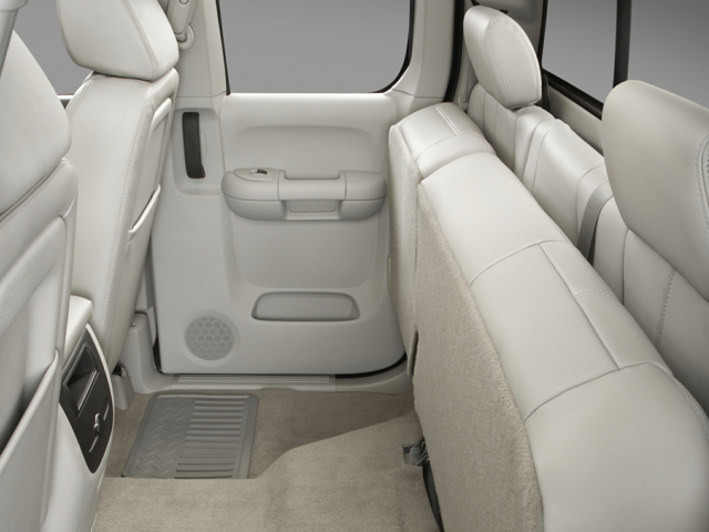 2007 Chevrolet SILVERADO 3500 PICKUP-1 Ton-V8-Dual Rear Wheels Interior ...