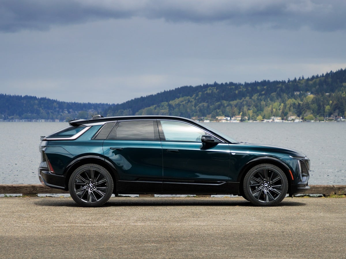 2024 Cadillac Lyriq Review