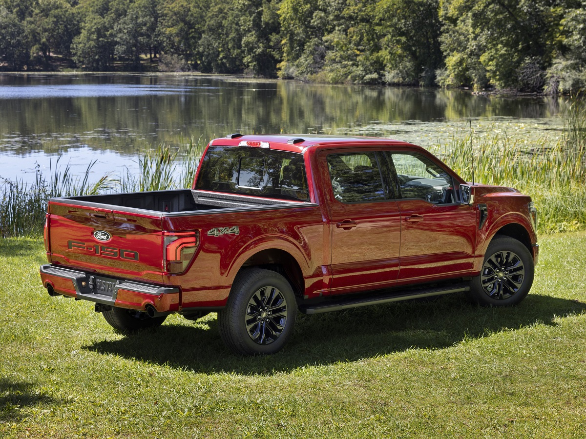 2024 Ford F-150 vs. 2024 GMC Sierra 1500 Comparison